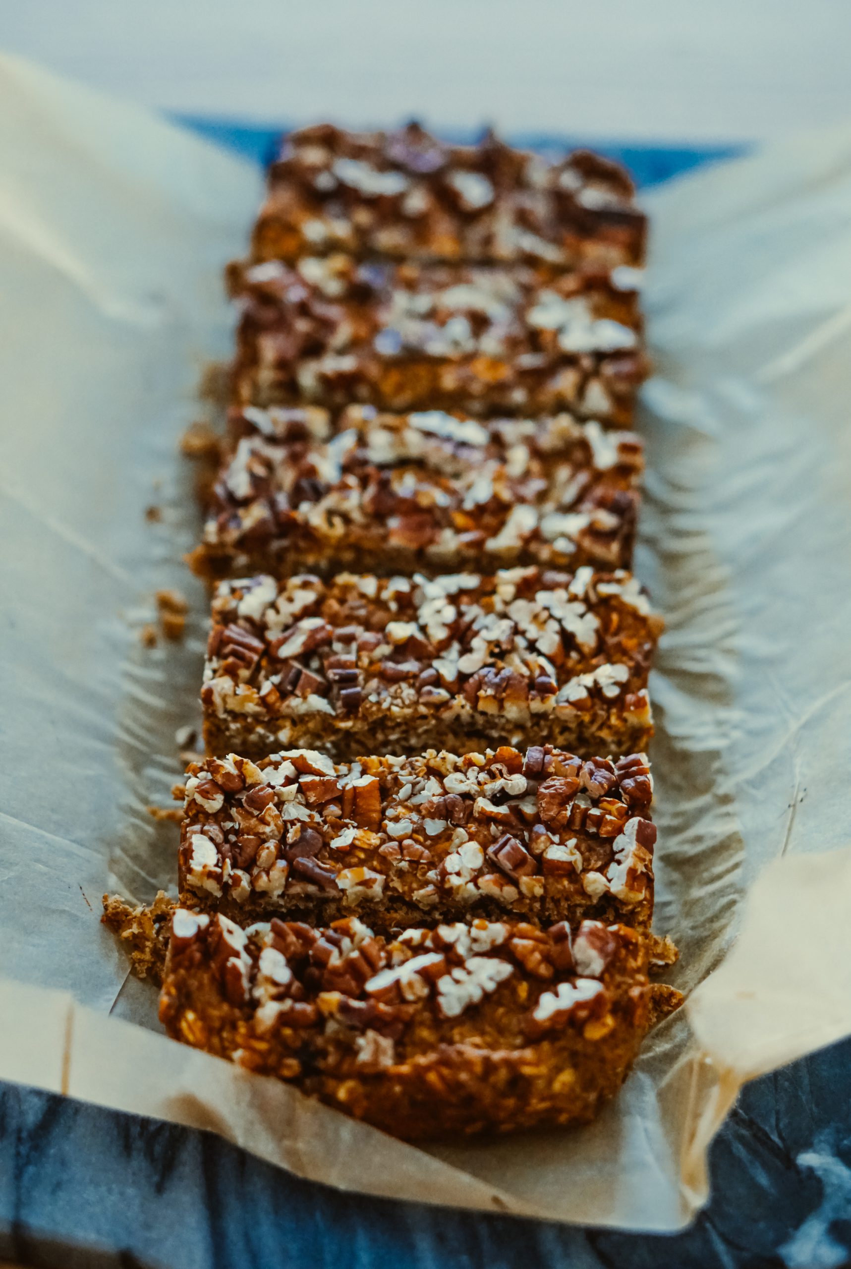 Orzechowe batony owsiane | WarsawMeal